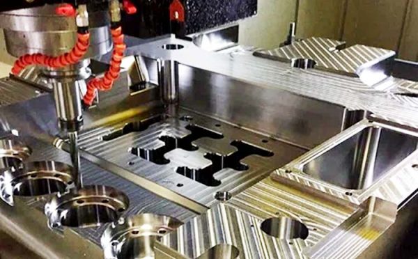 Panduan Memilih Mold Steel yang Tepat untuk Industri Molding - Mitra ...